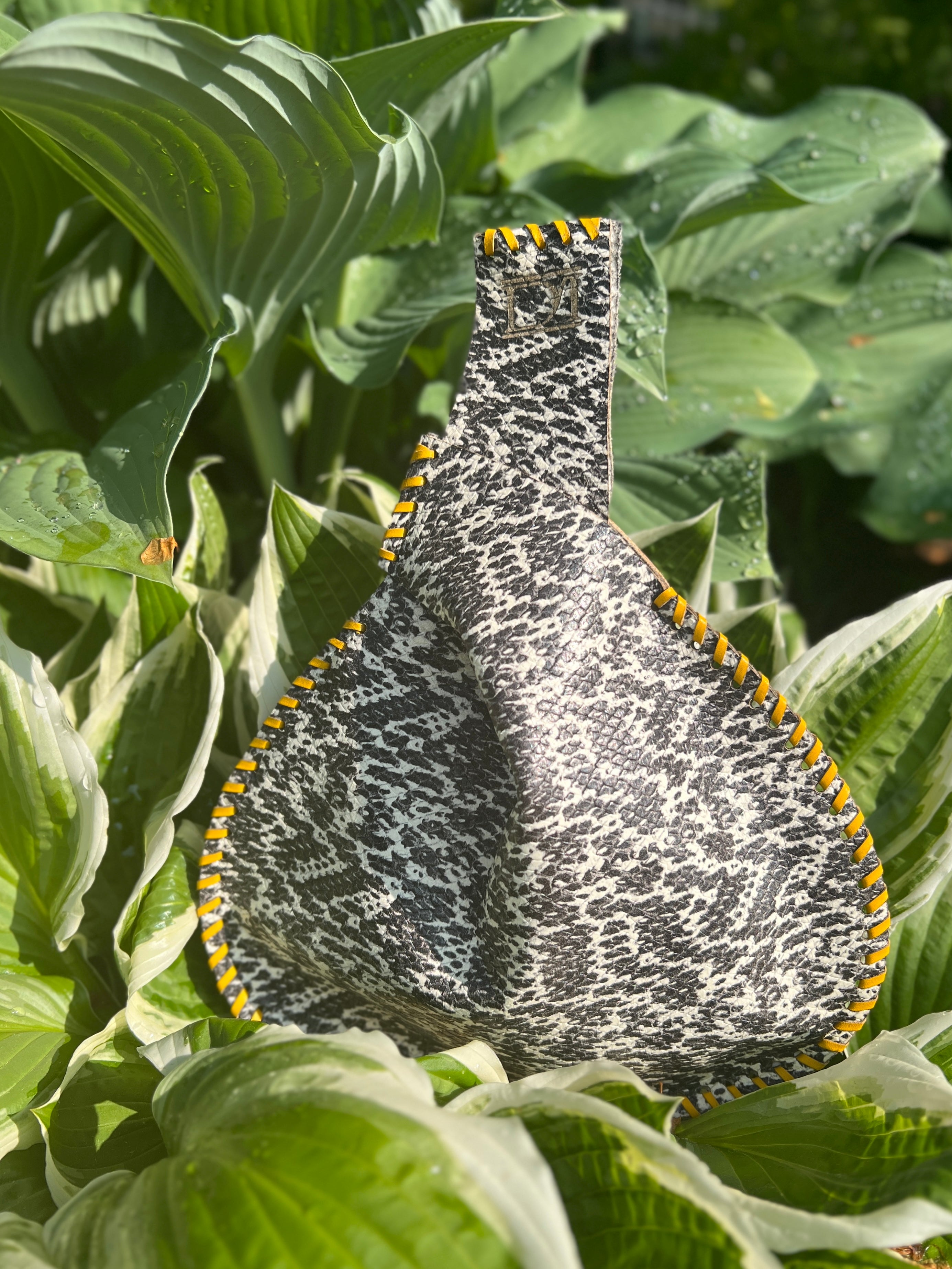 Yellow Chevron Snake Mini – Dmarxx Design